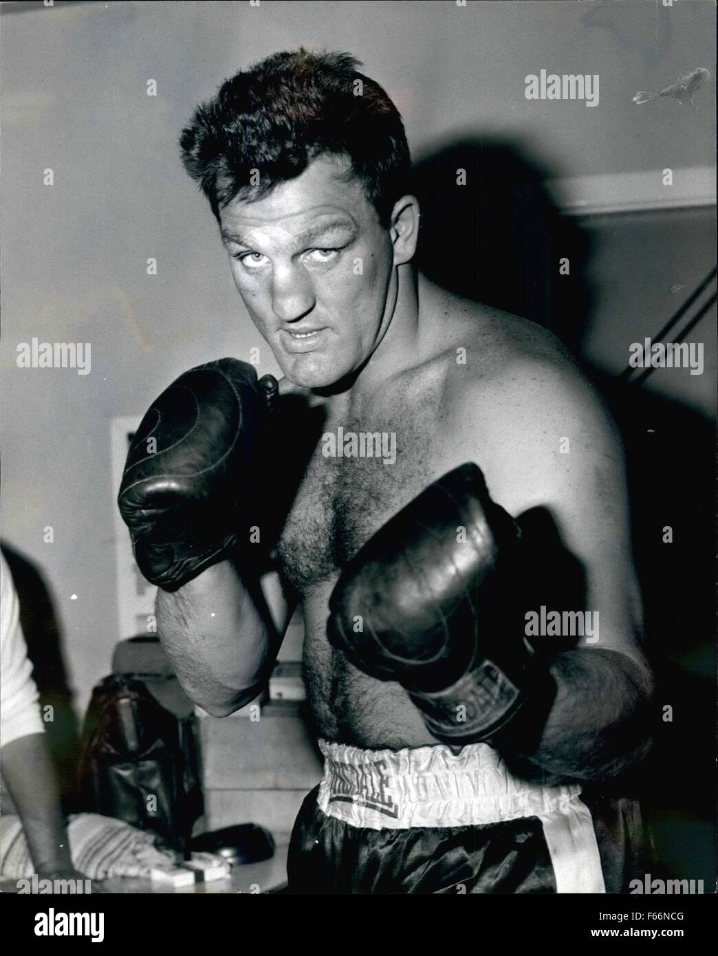 1966 - Boxer Brian London aka British Bulldog and Blackpool Rock ...