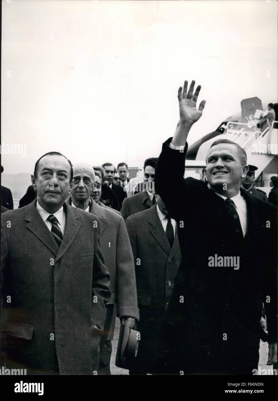 1969 - Borman arrives to Madrid. Madrid. American spacemen colonel ...