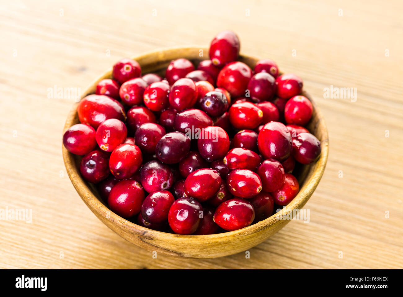Organic fresh cranberries in season Stock Photo - Alamy