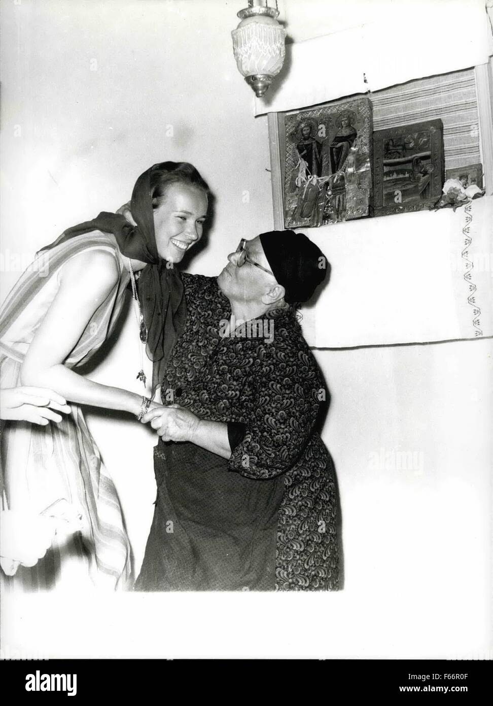 1962 - Princess Maria Gabriella of Savoy A young woman kissed by an old ...