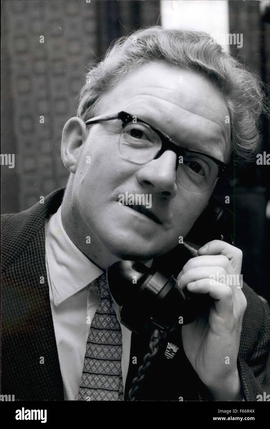 1972 - Macmillan's Rival: Mr. Murray on the ''phone during his work at ...