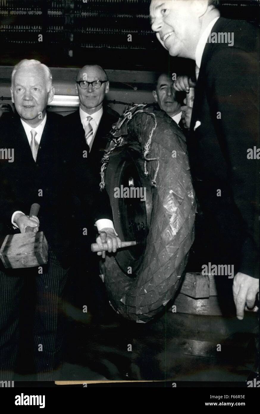 1966 - Election of the 6th President of the Italian Presidency. Senate ...
