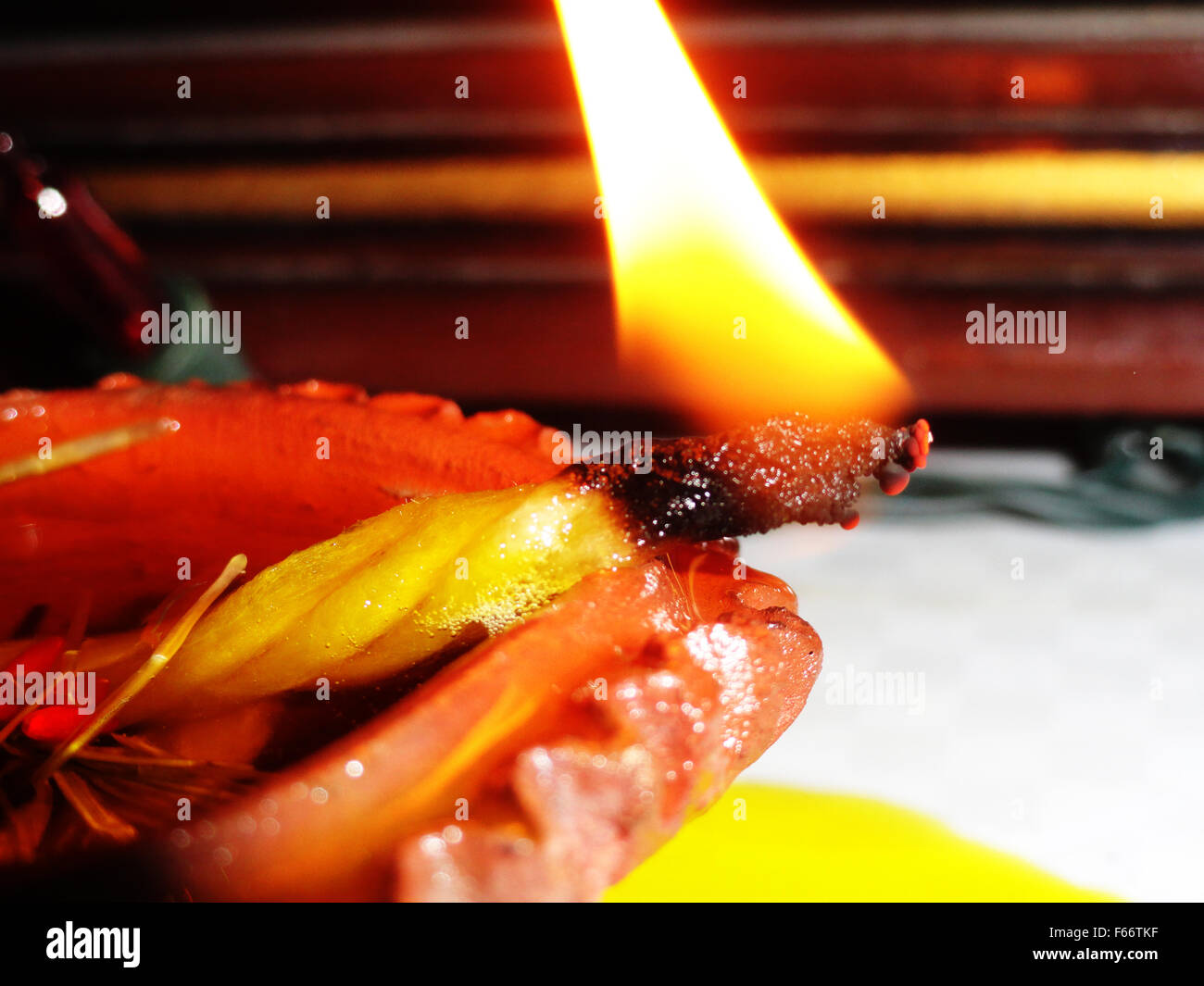 Traditional Clay Diyas Lighting During Diwali Celebration in India ...