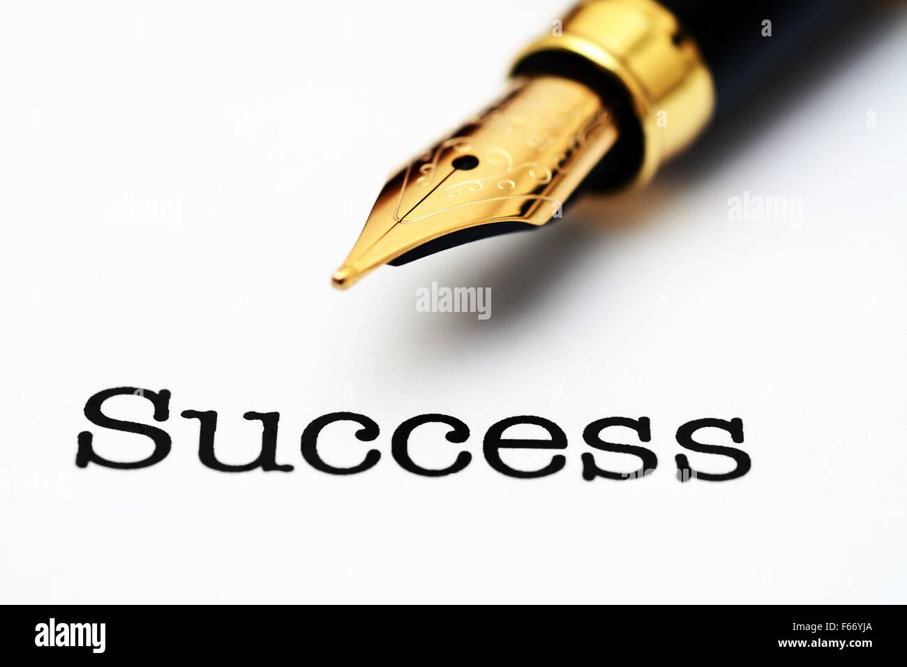 Fountain pen on support text hi-res stock photography and images - Alamy