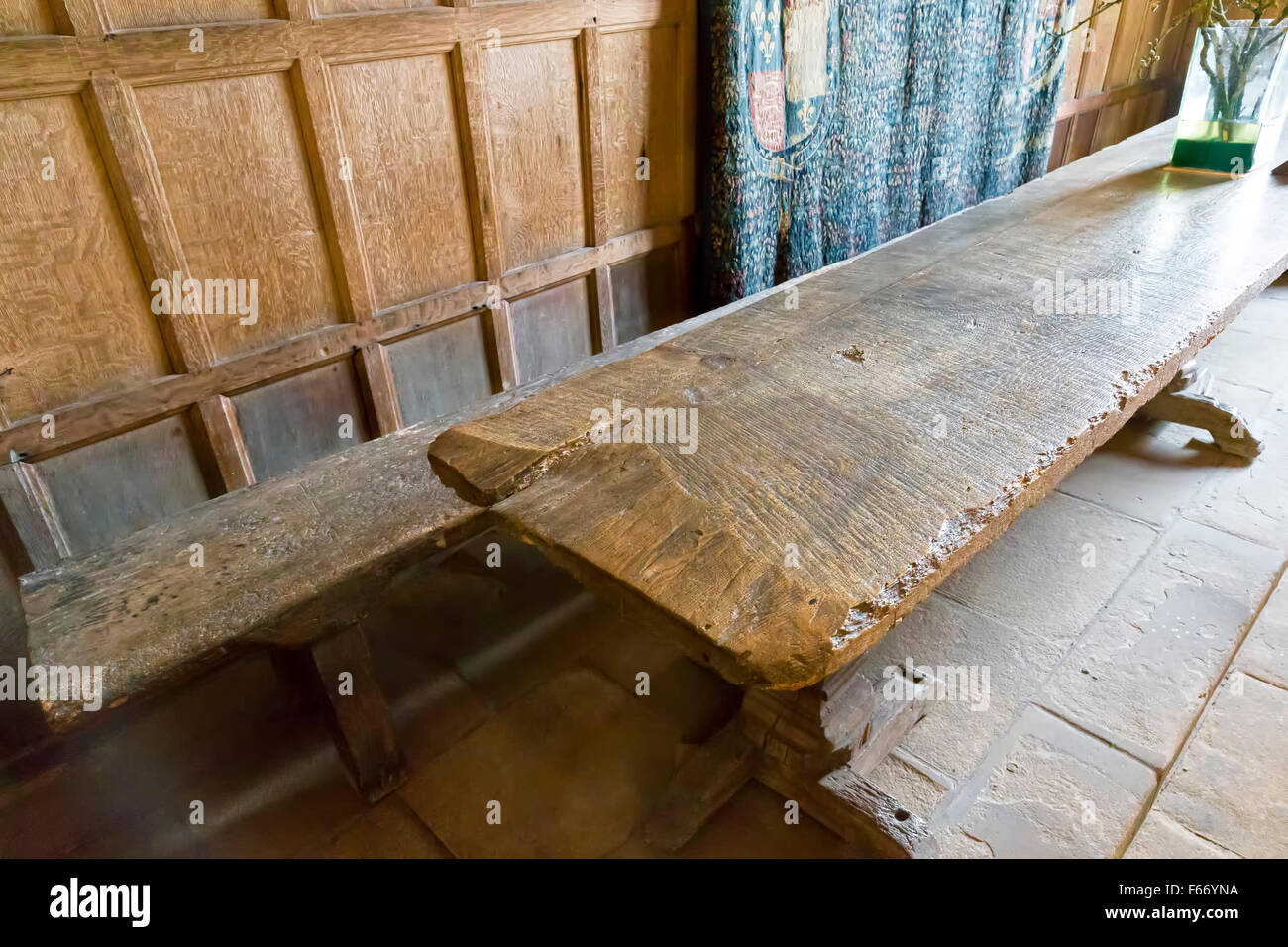 Haddon Hall Derbyshire Elizabethan Charm Pride and Prejudice Tourism ...