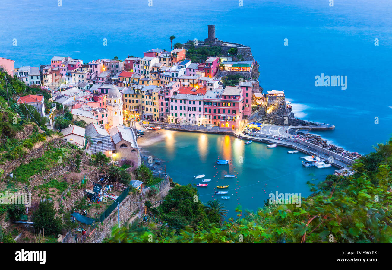 Vernazza attractions hi-res stock photography and images - Alamy