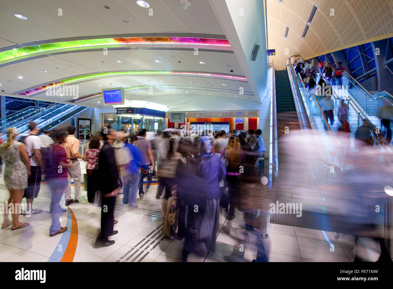 Dubai metro ticket hall hi-res stock photography and images - Alamy