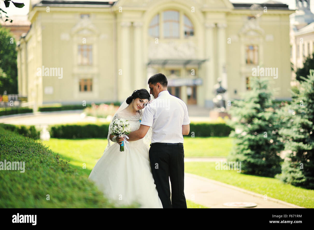 Wedding couple in love Stock Photo - Alamy