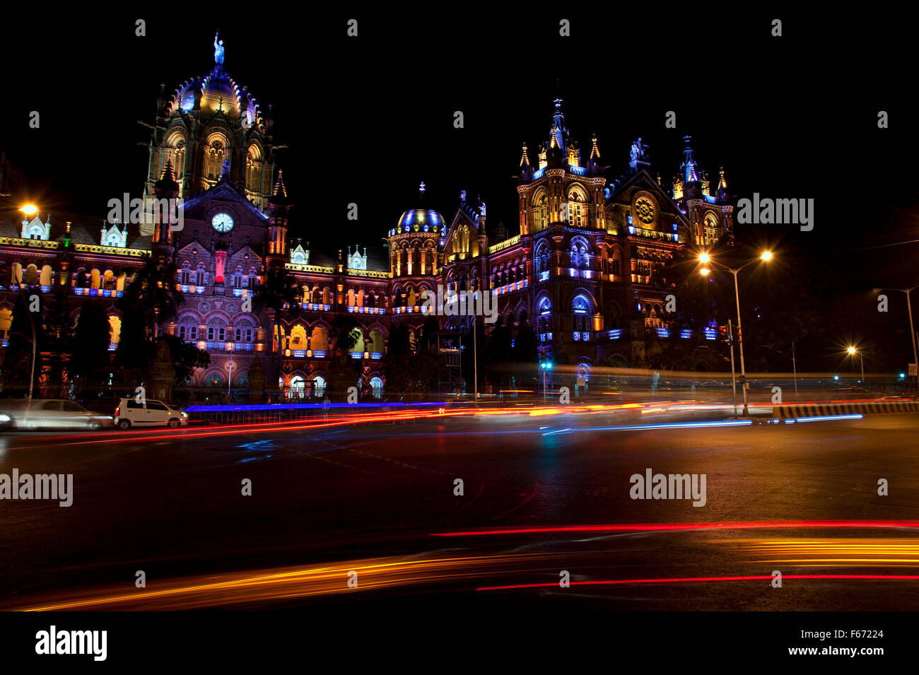 Vt railway station in mumbai hi-res stock photography and images - Alamy