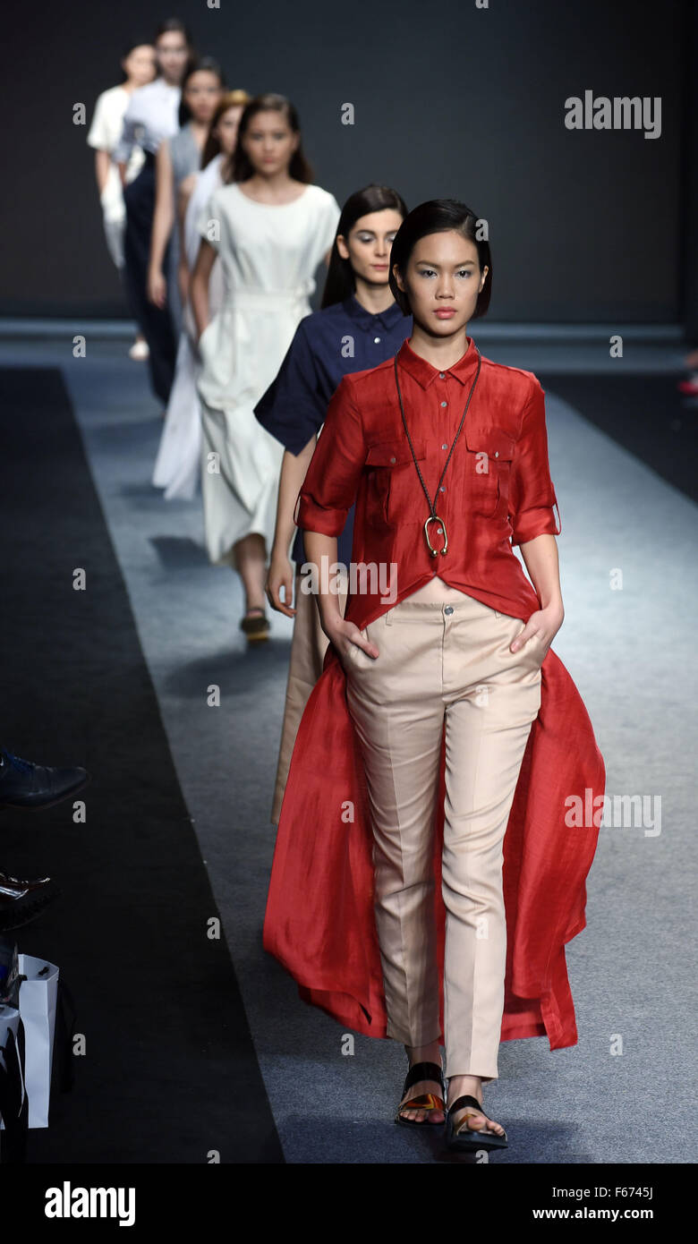 Taipei's Taiwan. 13th Nov, 2015. Models present creations during the ...