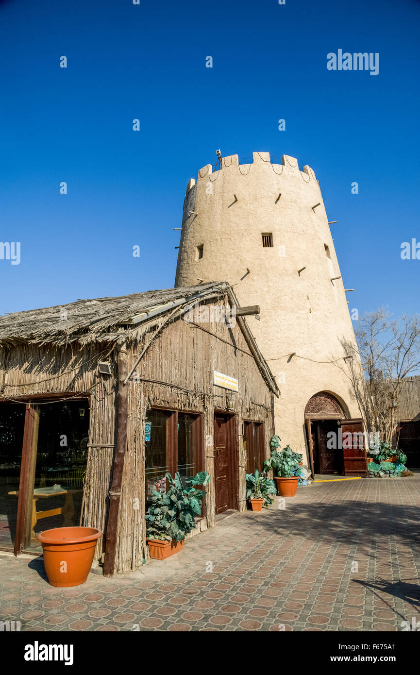 Abu Dhabi corniche and promenade heritage cafe Stock Photo - Alamy
