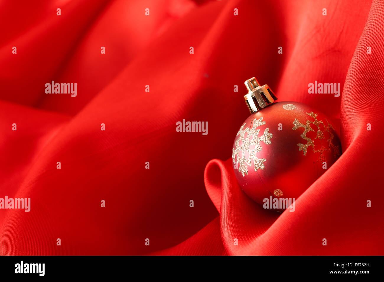 Wrapped red cloth hi-res stock photography and images - Alamy