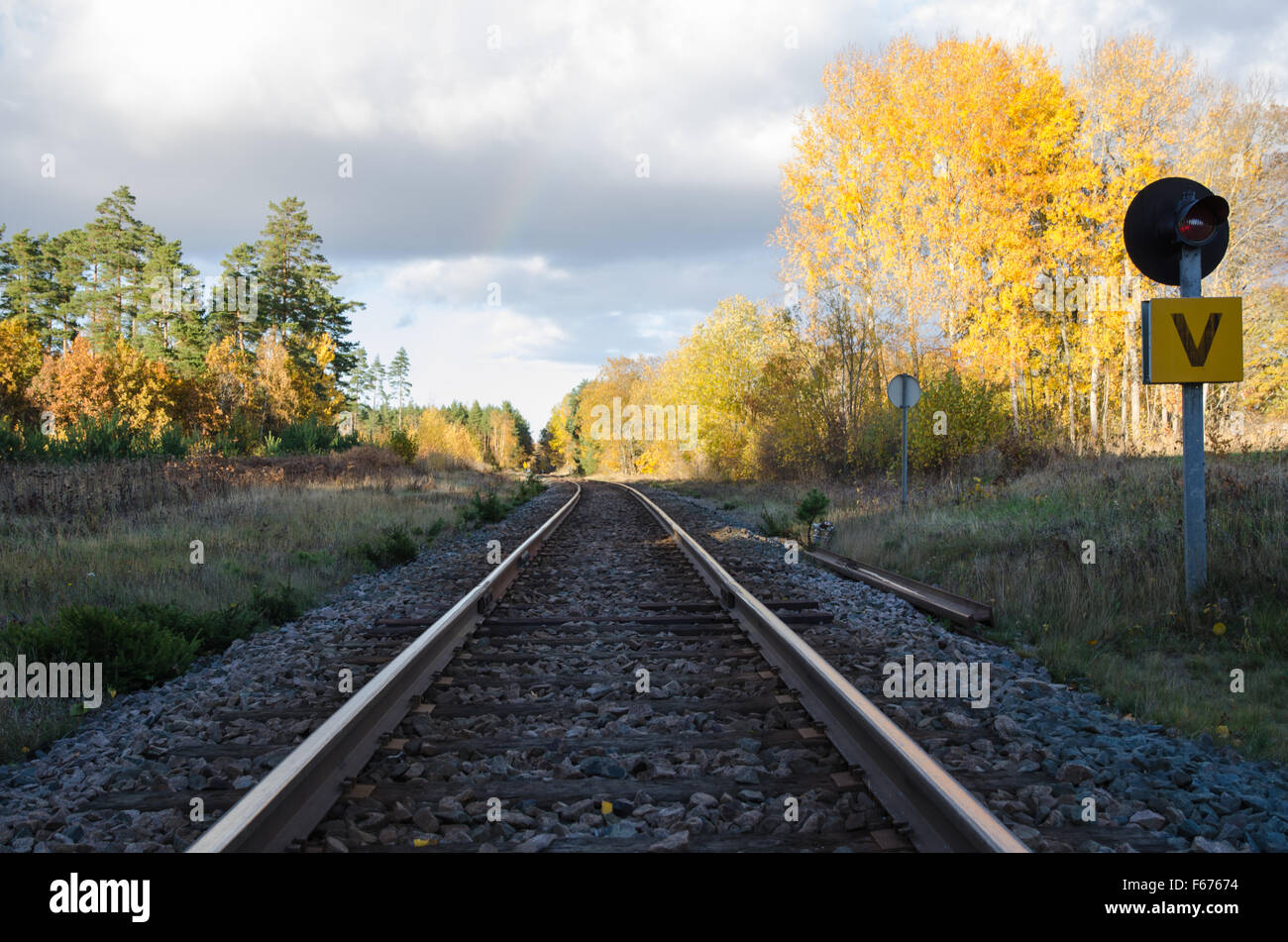 Railroad tracks in fall hi-res stock photography and images - Alamy