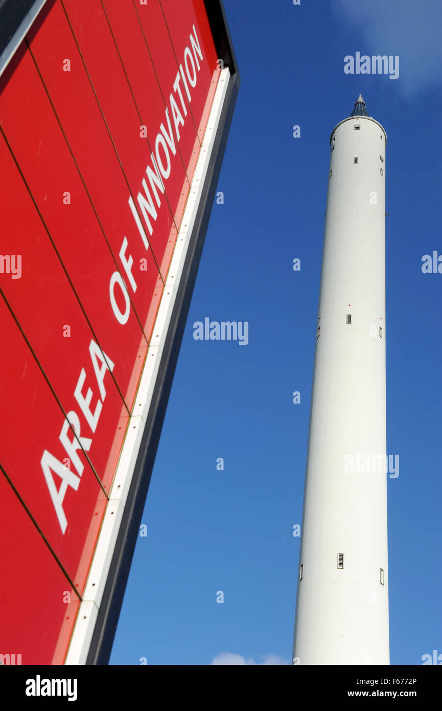 Microgravity drop tower hi-res stock photography and images - Alamy