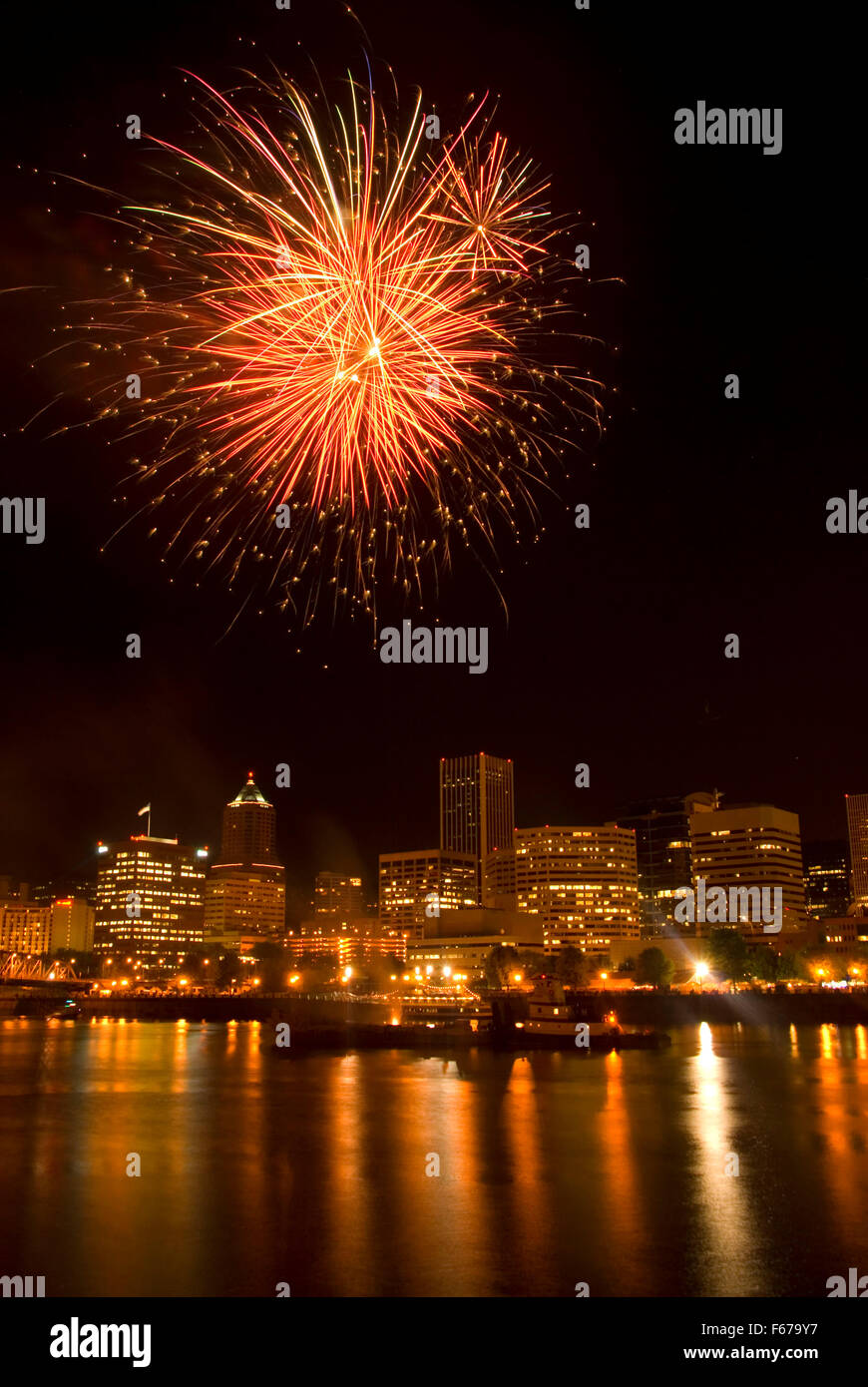 Fireworks during Cinco de Mayo Fiesta, Eastside Esplanade, Portland ...