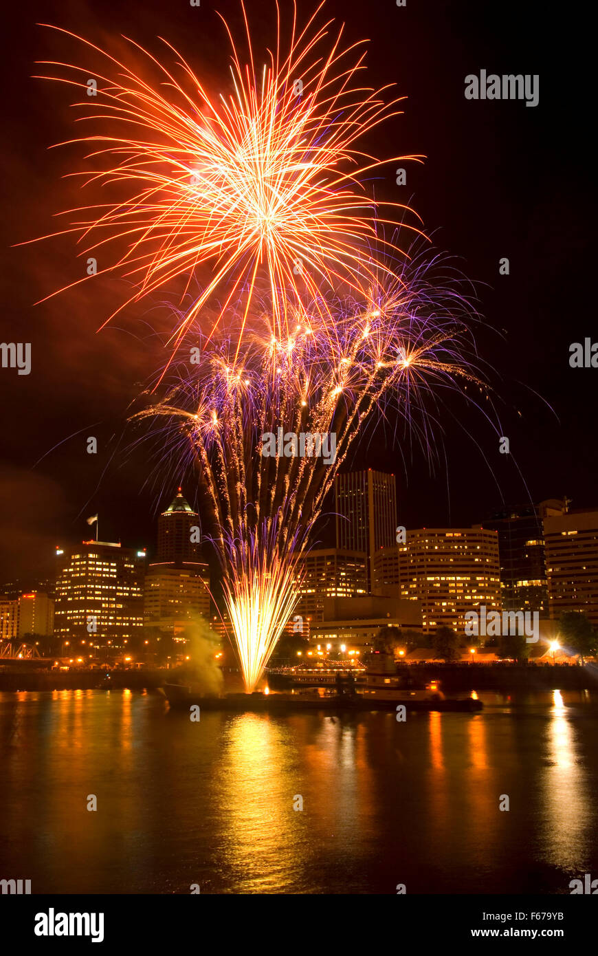 Fireworks during Cinco de Mayo Fiesta, Eastside Esplanade, Portland ...
