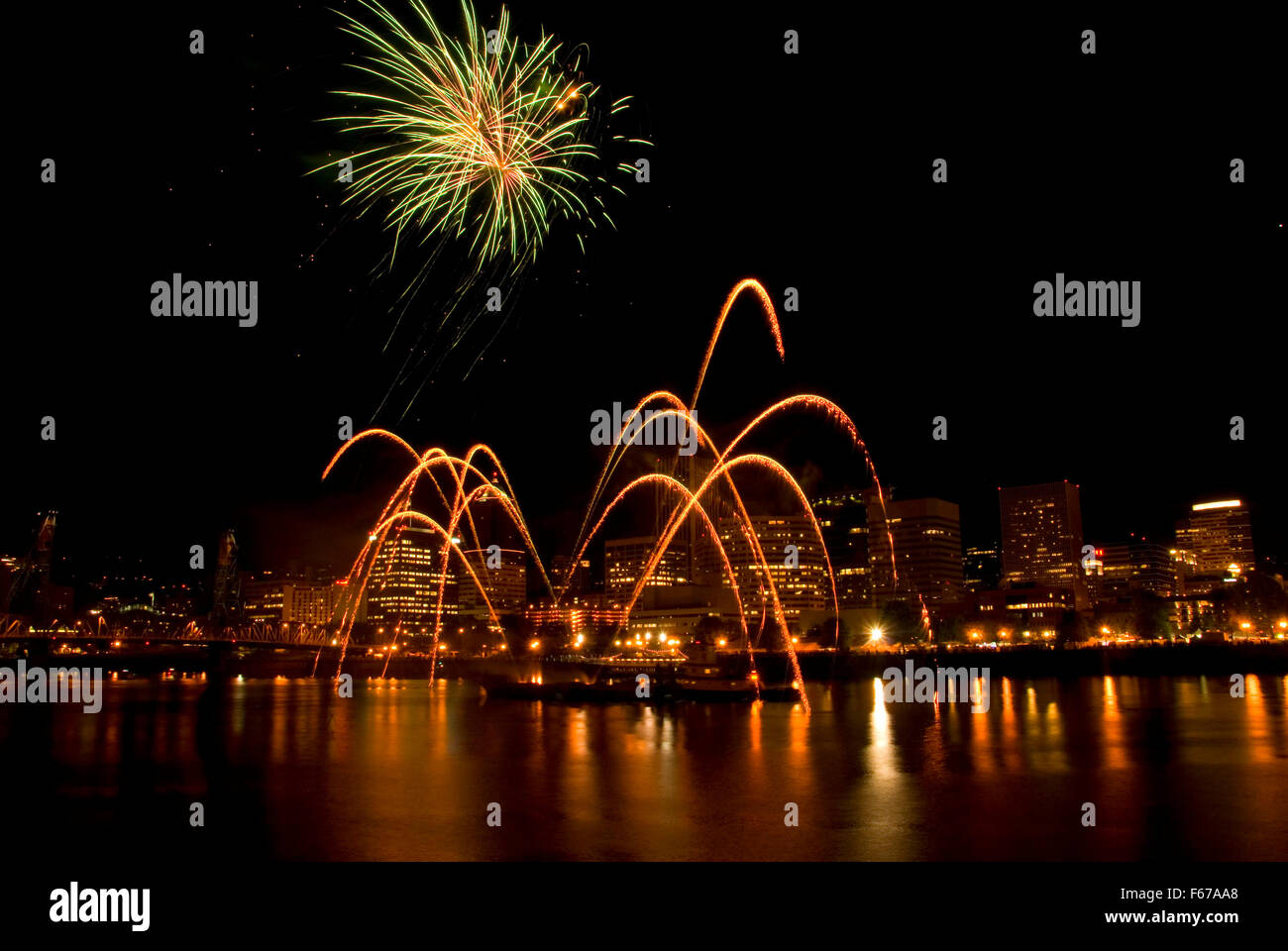 Fireworks during Cinco de Mayo Fiesta, Eastside Esplanade, Portland ...