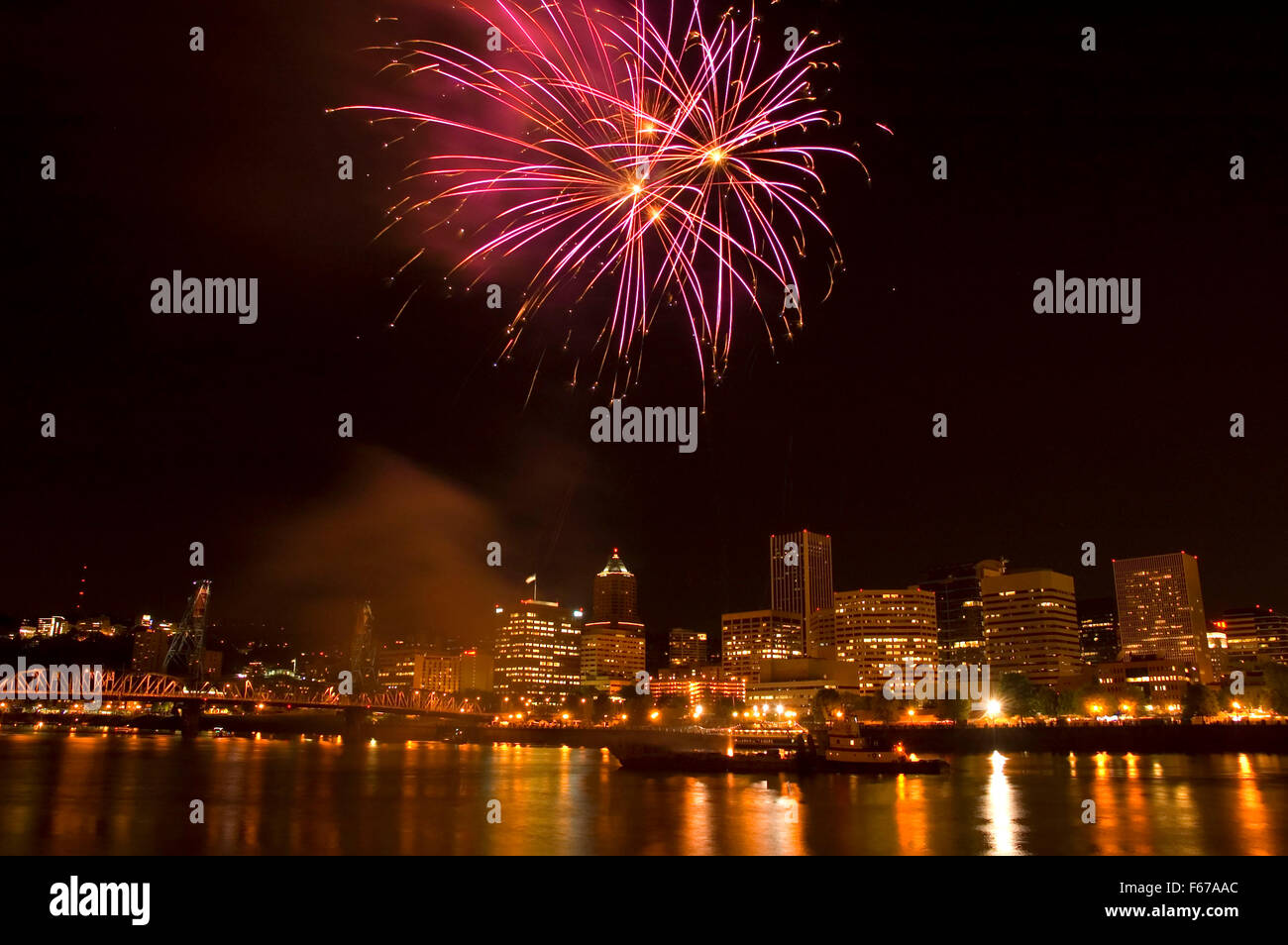 Fireworks during Cinco de Mayo Fiesta, Eastside Esplanade, Portland ...