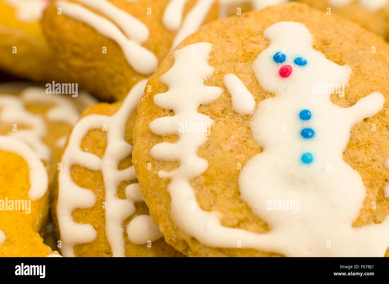 Snowman shape cookies hi-res stock photography and images - Alamy