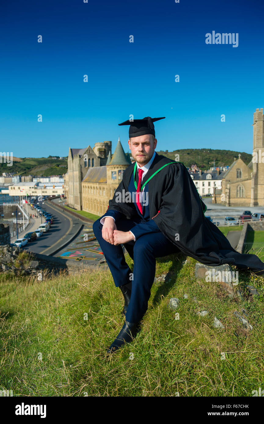 Male tertiary graduate hi-res stock photography and images - Alamy