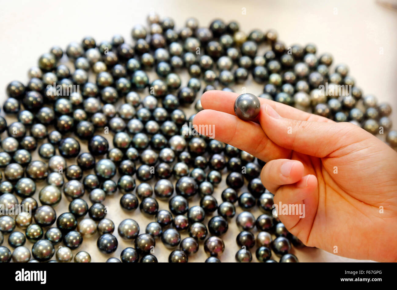 Papeete (Tahiti, French Polynesia), May 2013: Papeete (Tahiti, French ...