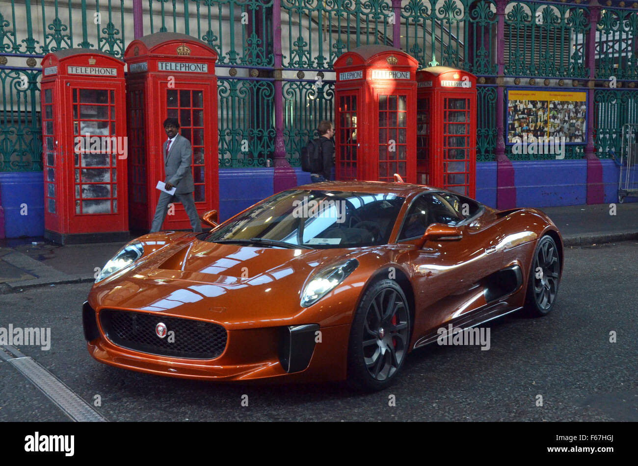 Mr hinx hi-res stock photography and images - Alamy