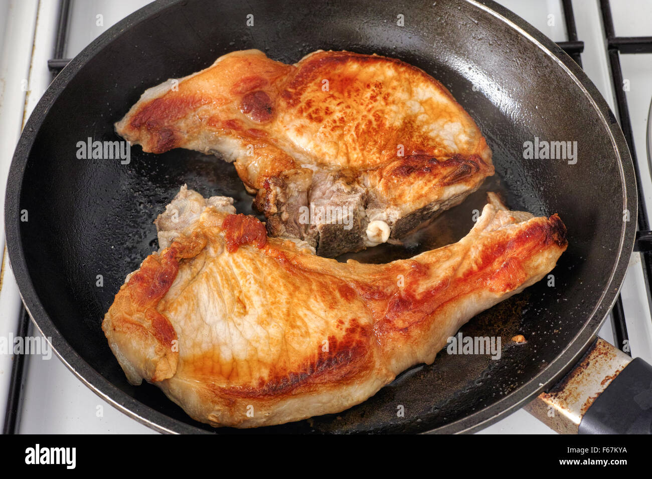 Frying pan tasty meat hi-res stock photography and images - Alamy