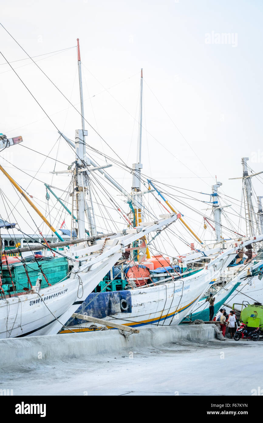 Phinisi ships at Sunda Kelapa Harbour in Jakarta Indonesia Stock Photo ...