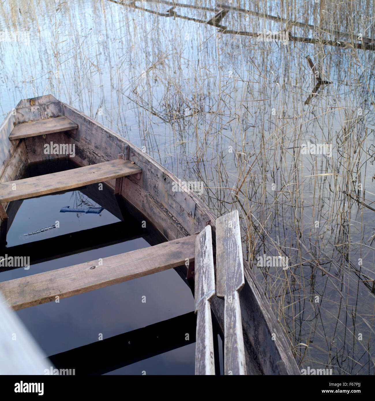Pier failure hi-res stock photography and images - Alamy