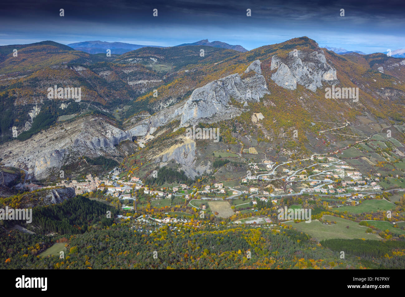 Orpierre, France, village surrounded by mountains Stock Photo - Alamy