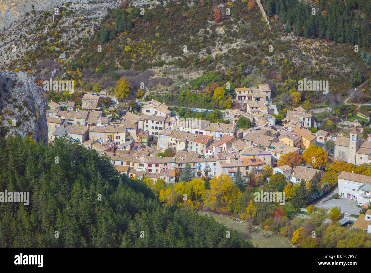 Orpierre, France, village surrounded by mountains Stock Photo - Alamy