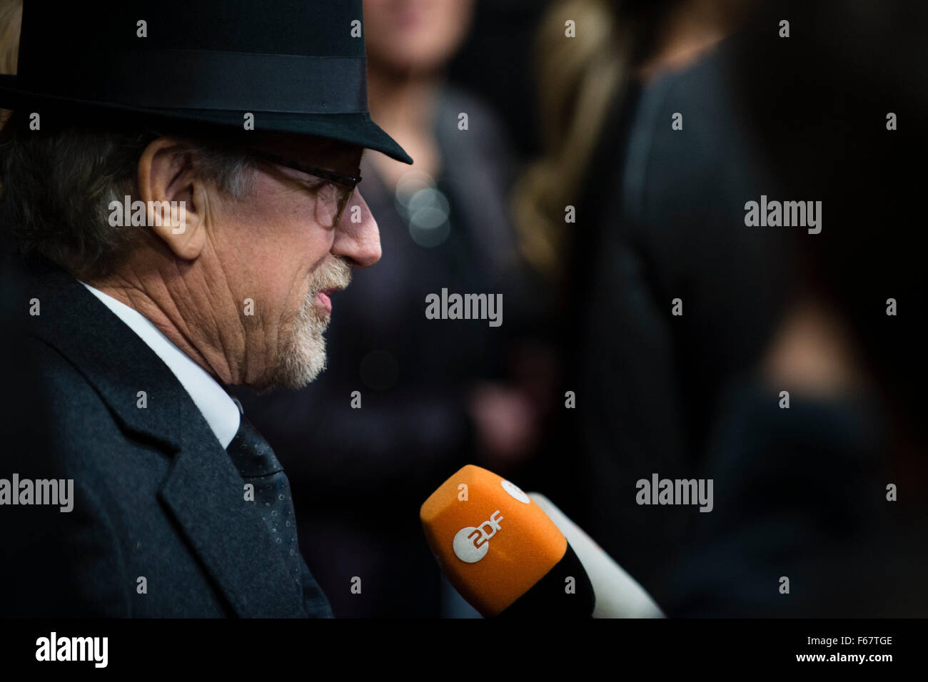 Berlin, Germany. 13th Nov, 2015. US director Steven Spielberg arrives ...