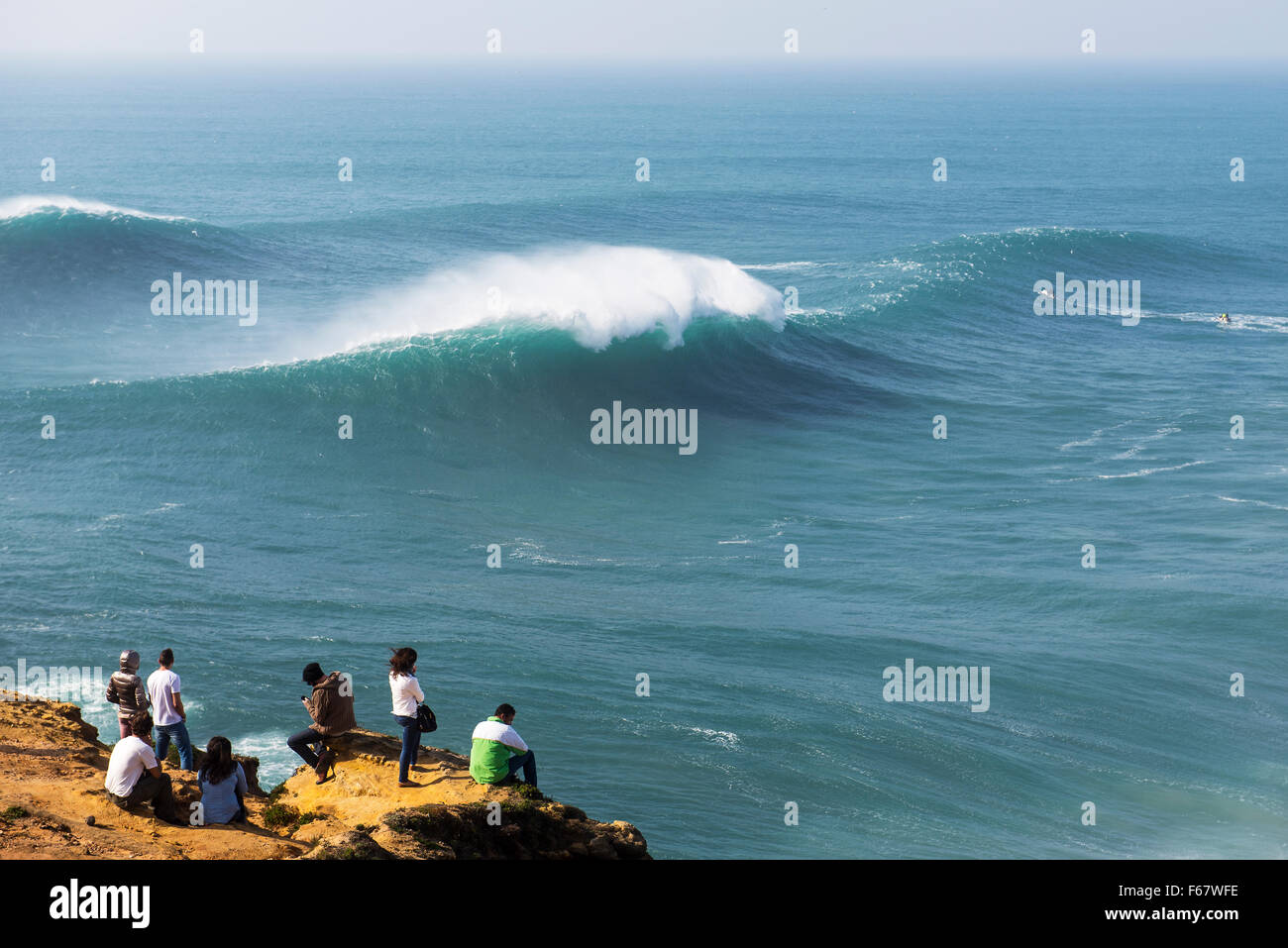 Canhao nazare hi-res stock photography and images - Alamy