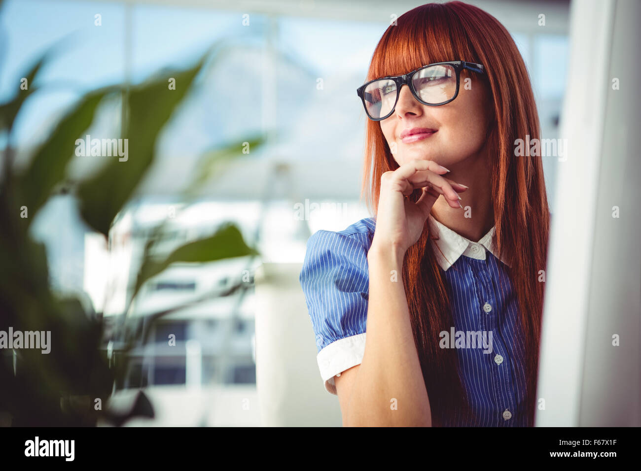 Design thinking woman computer hi-res stock photography and images - Alamy