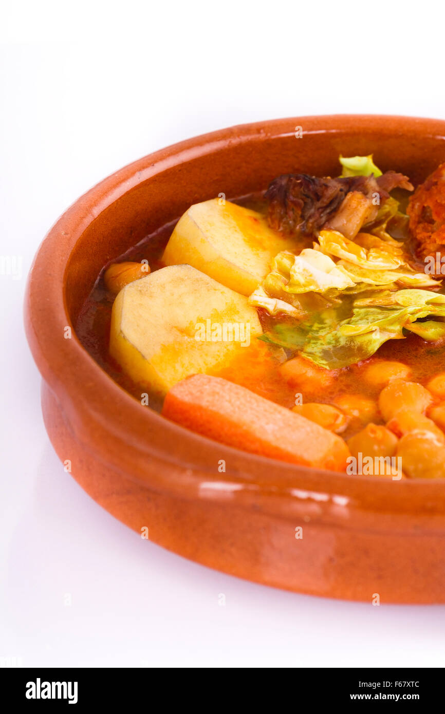 Madrid stew on earthenware pot, spanish food Stock Photo - Alamy