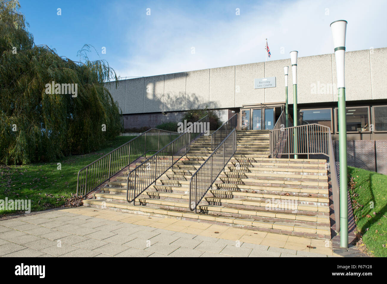 Barnsley court hi-res stock photography and images - Alamy