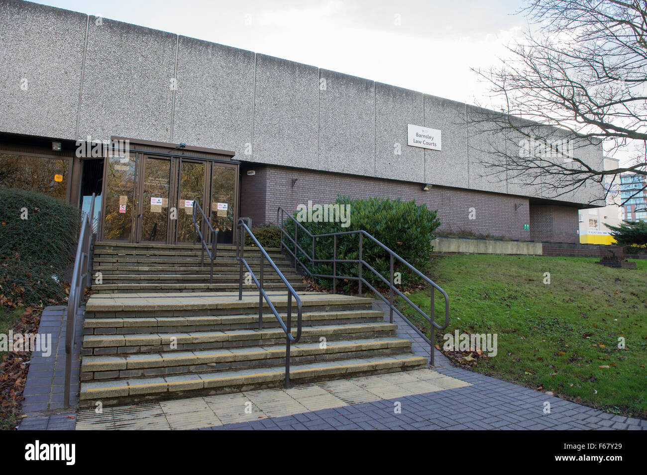 Barnsley law courts hi-res stock photography and images - Alamy