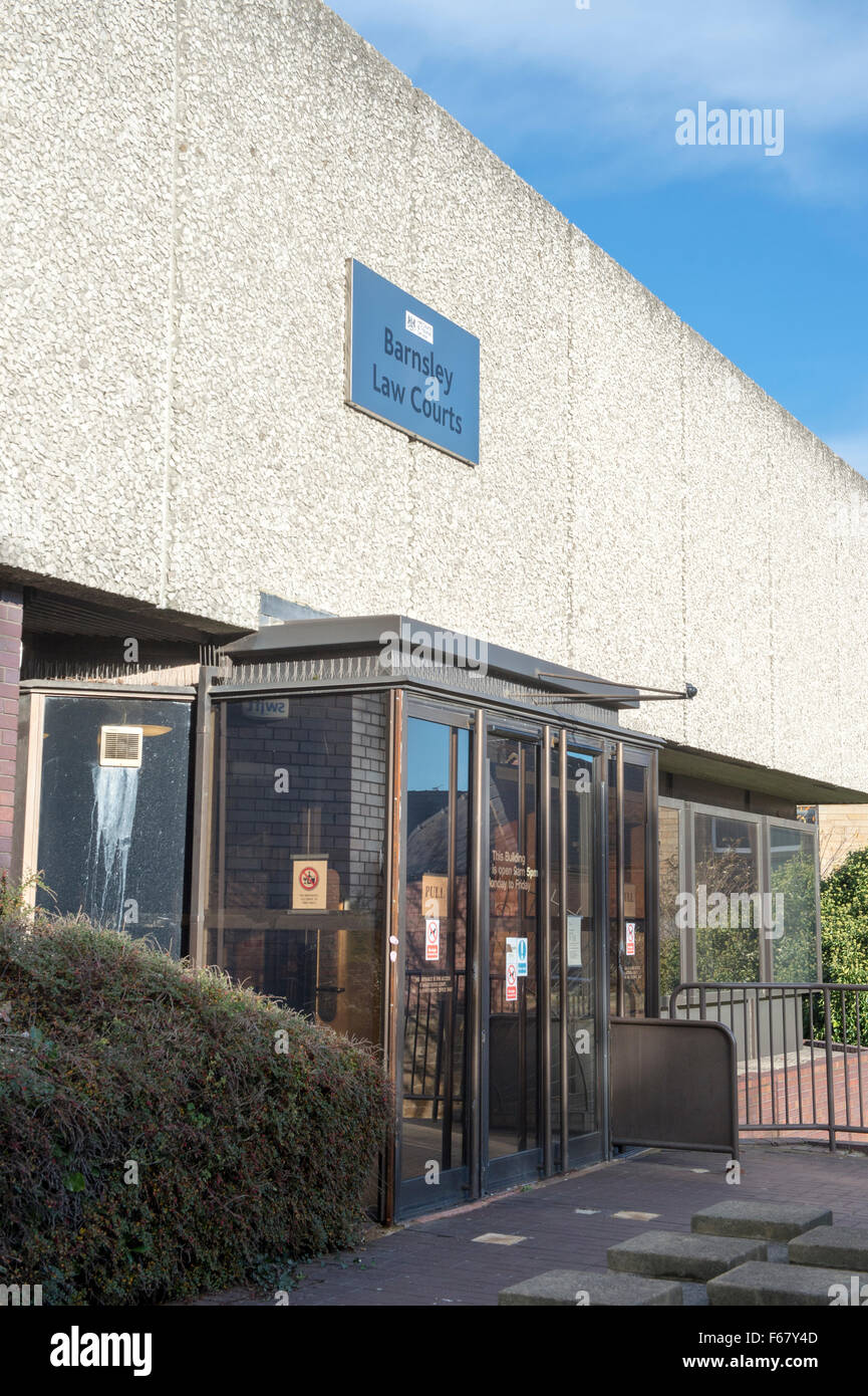 Barnsley Magistrates Court Building Stock Photo - Alamy