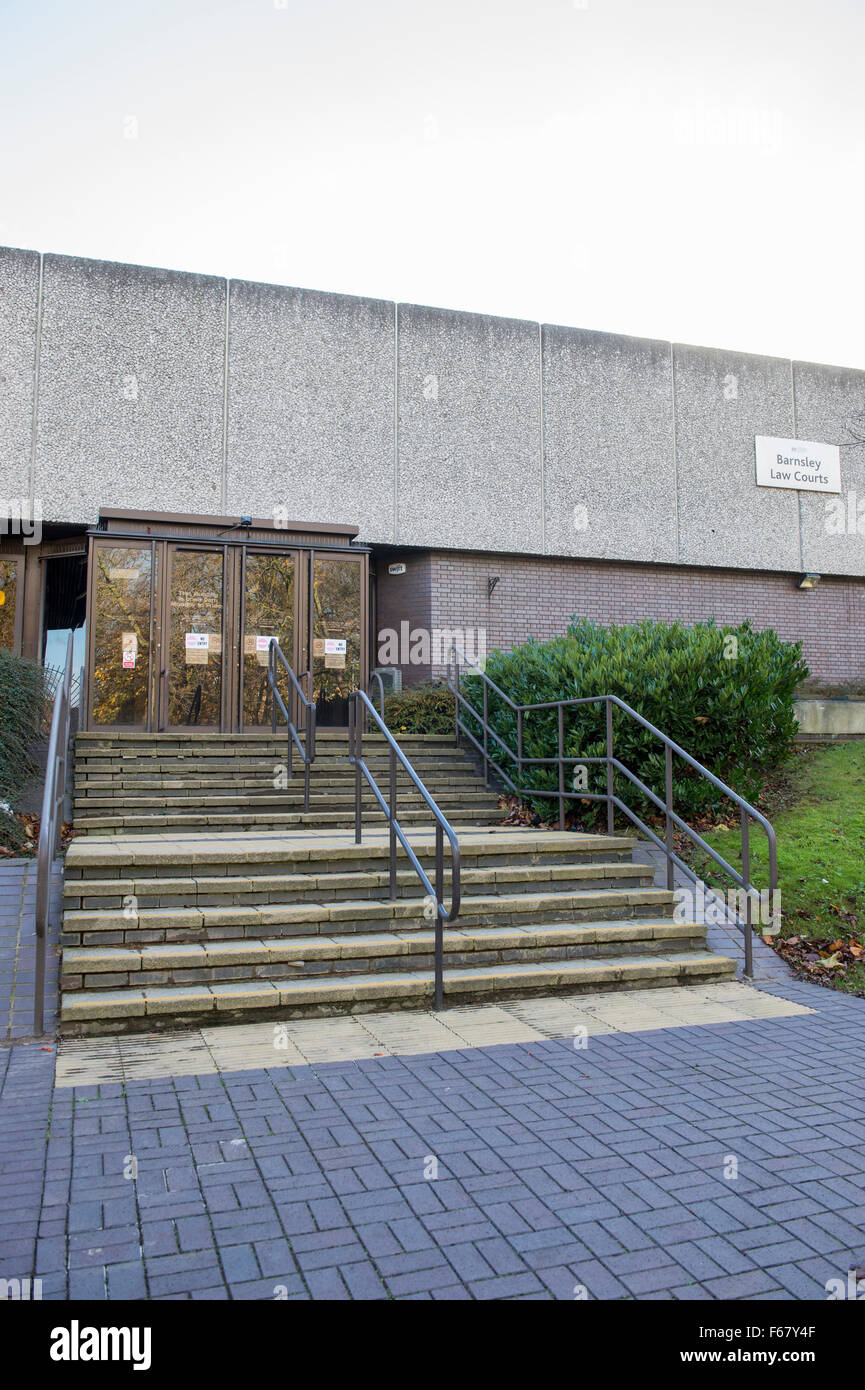 Barnsley Magistrates Court Building Stock Photo - Alamy