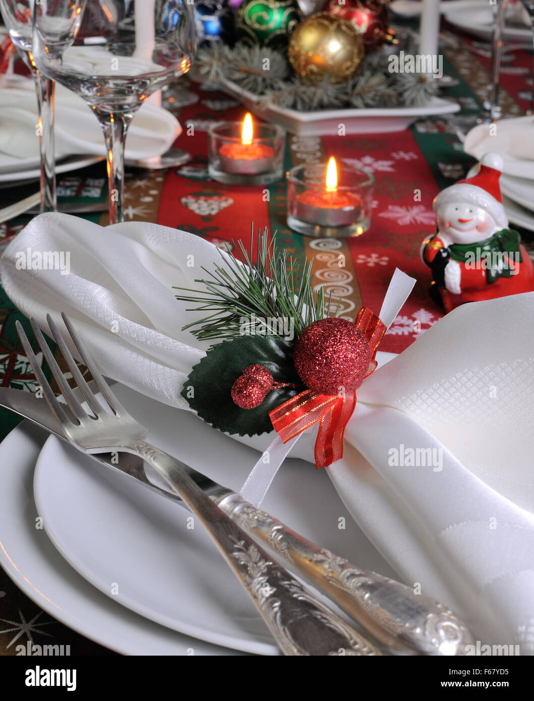 Place Settings Christmas Lunch Table High Resolution Stock Photography ...