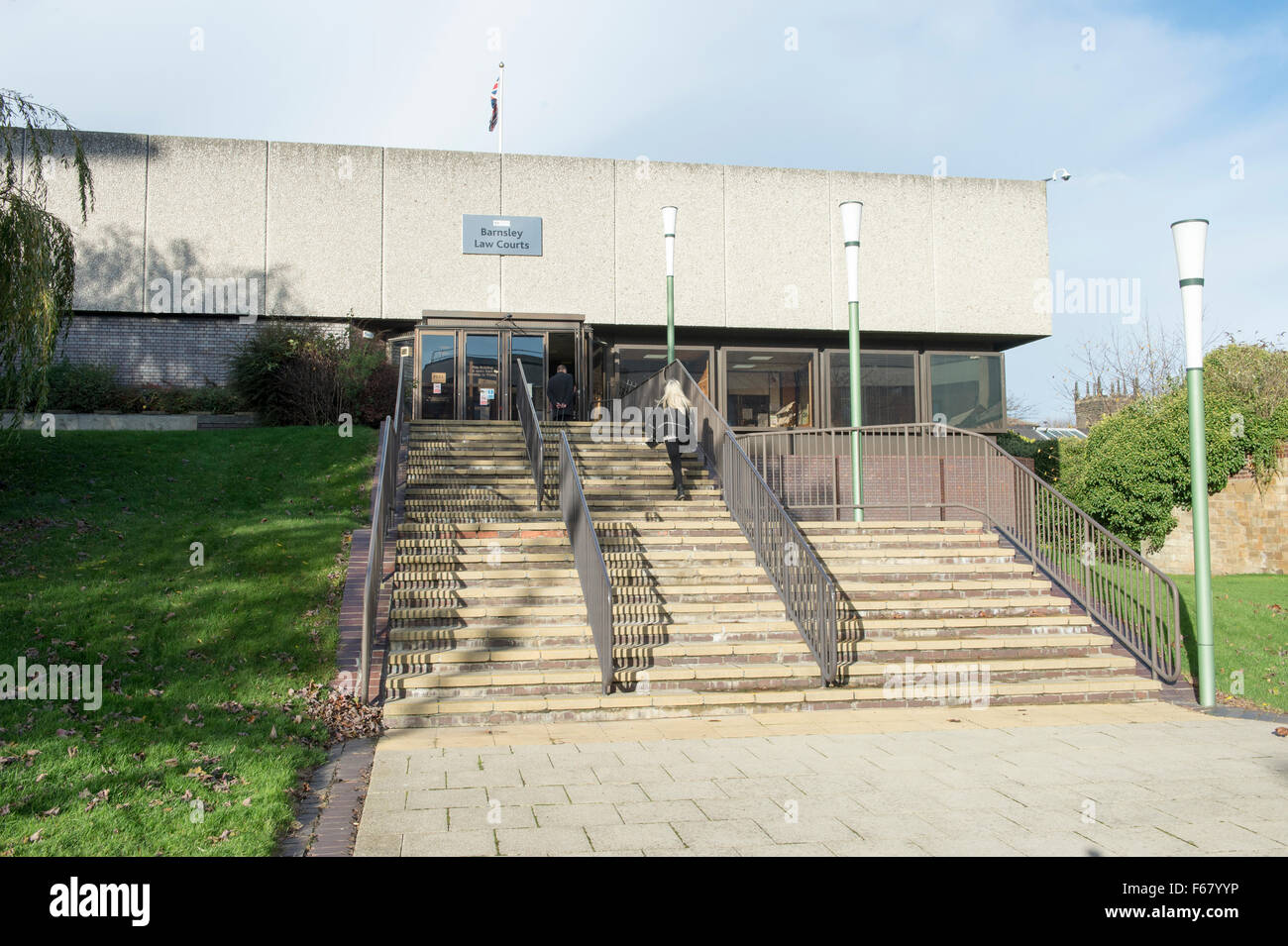 Barnsley law courts hi-res stock photography and images - Alamy