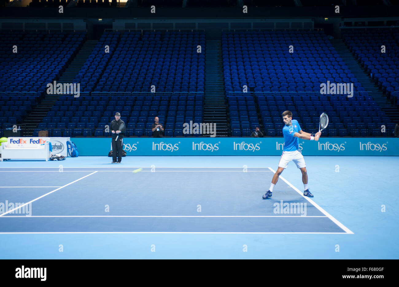O2 arena tennis, empty hi-res stock photography and images - Alamy