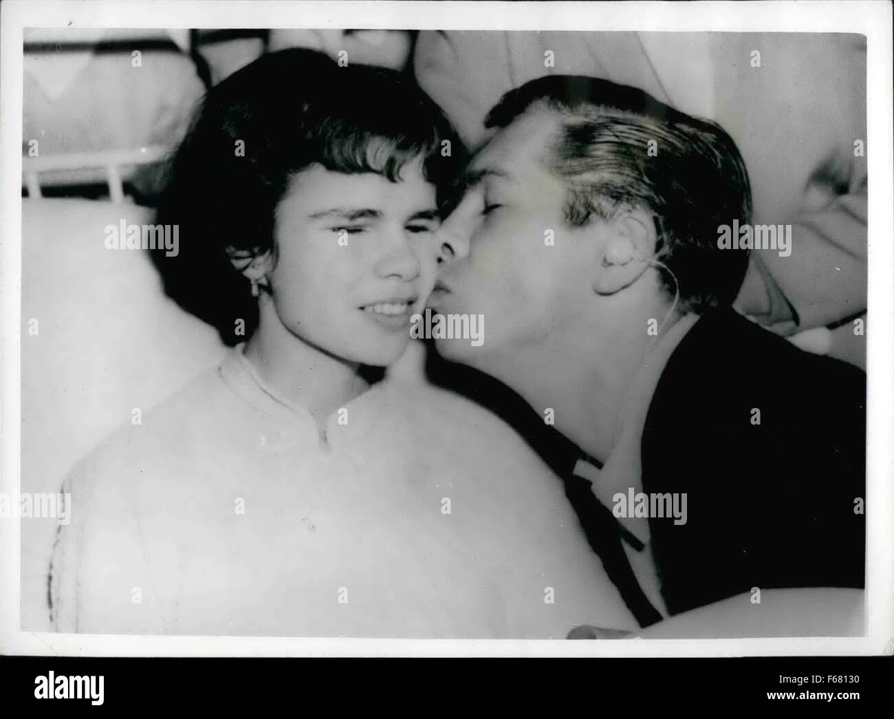 1945 - Frail Girl in Australian Hospital - breaks the Heart of Johnny ...