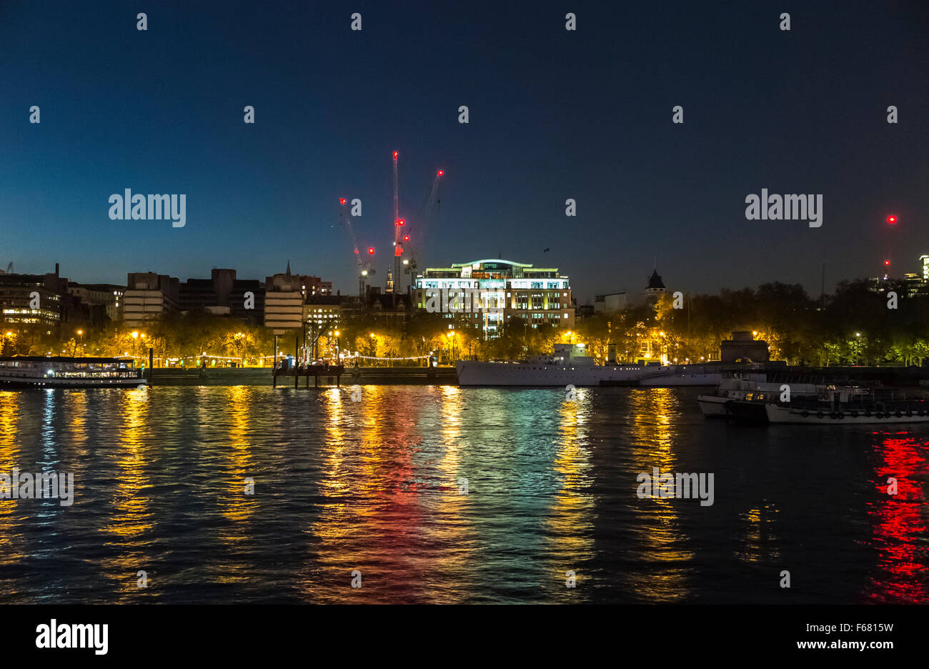 Globe House, Temple Place WC2, Victoria Embankment, London, with ...