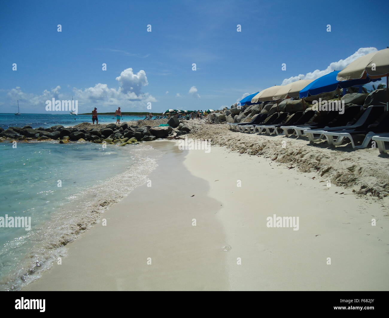 Beautiful beaches in st martin hi-res stock photography and images - Alamy