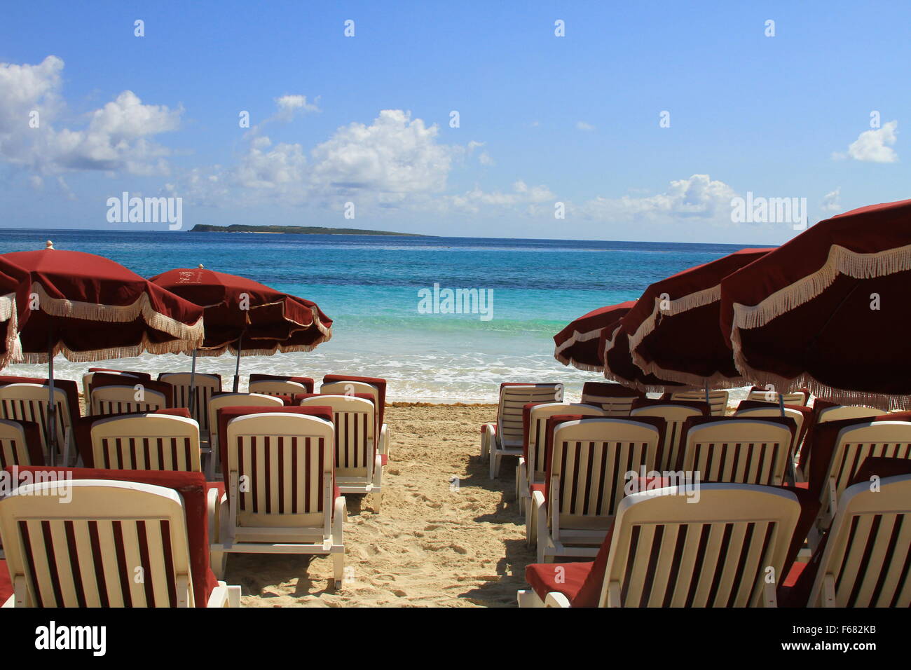 Orient beach st maarten hi-res stock photography and images - Alamy