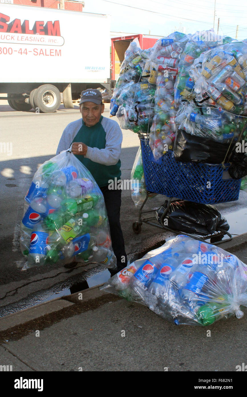 Micro lorry hi-res stock photography and images - Alamy