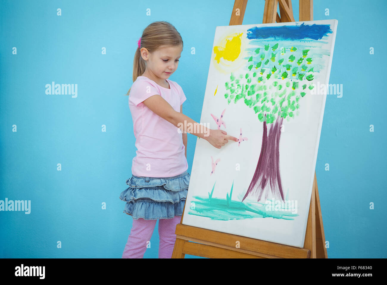 Smiling caucasian girl having hi-res stock photography and images - Alamy