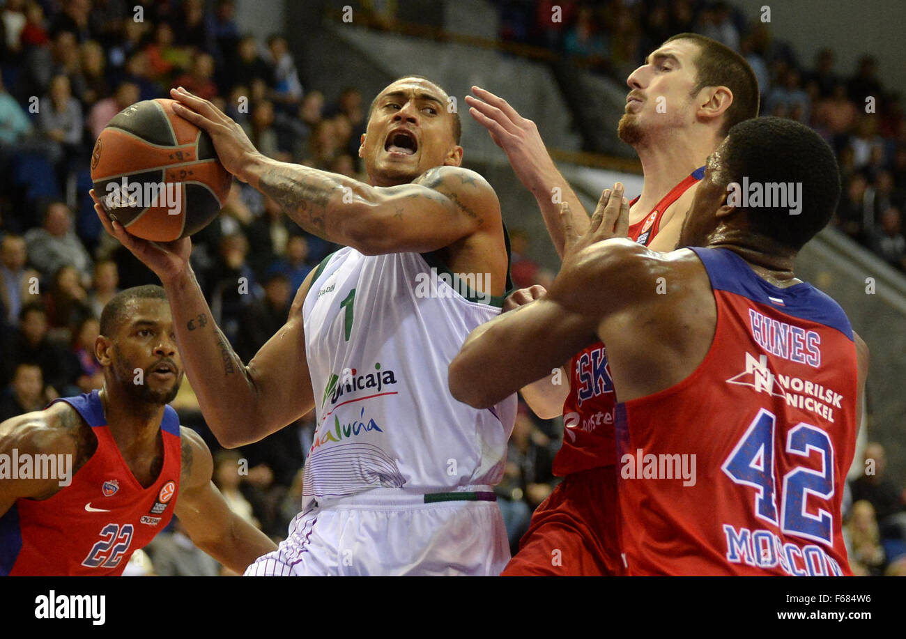 Moscow, Russia. 13th Nov, 2015. Edwin Jackson of Unicaja (L) vies with ...