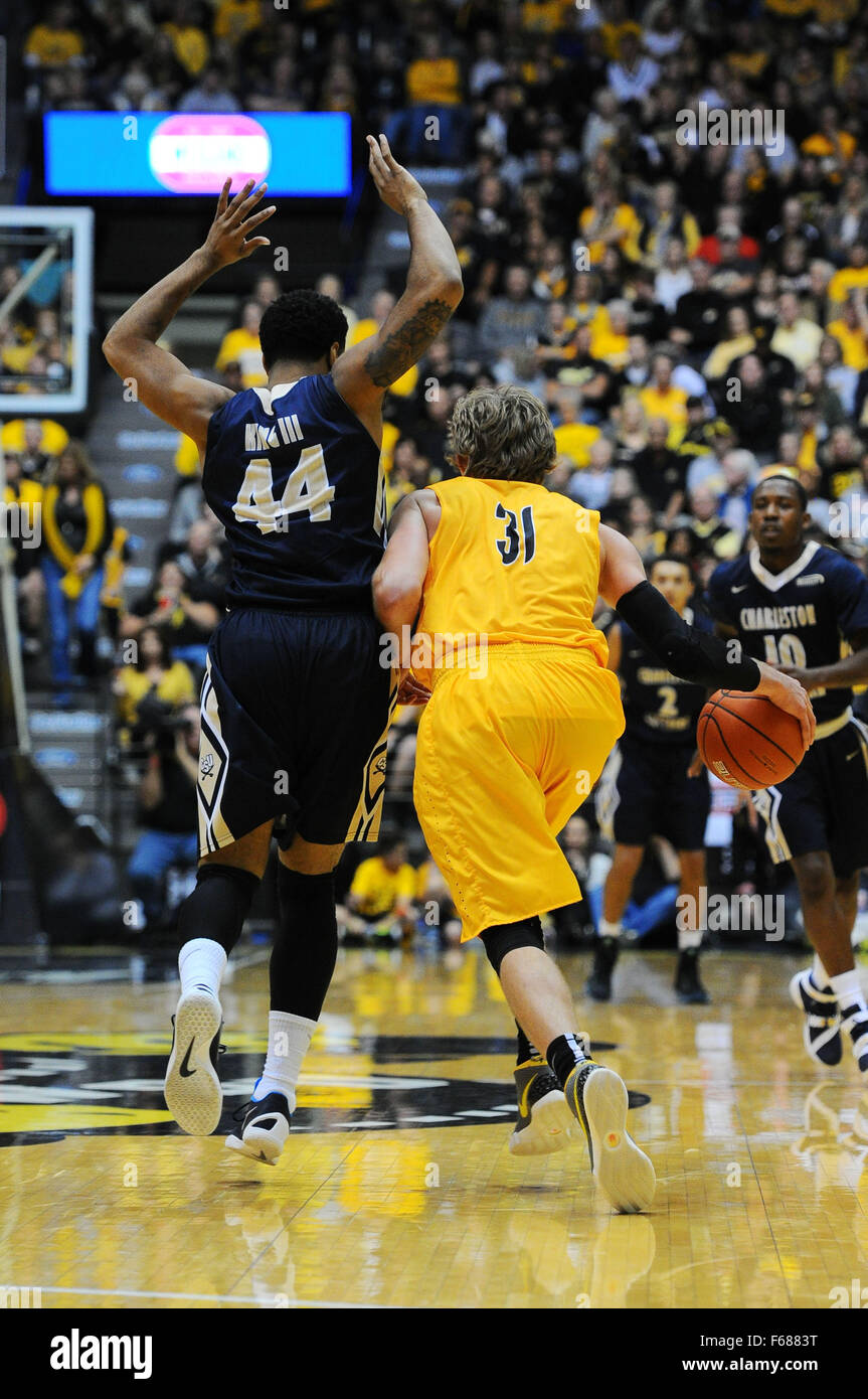 November13, 2015:Wichita State Shockers guard Ron Baker (31) leans into ...